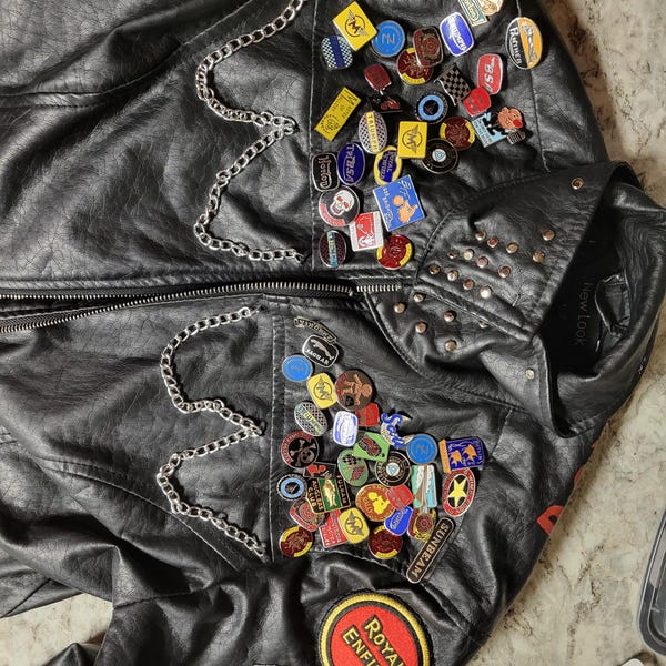 MST3K Rowsdower Action Comics T-shirt - Etsy