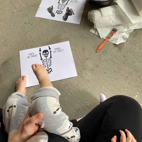 Halloween Skeleton Footprint Art Craft, Trick or Treat Smell My Feet ...