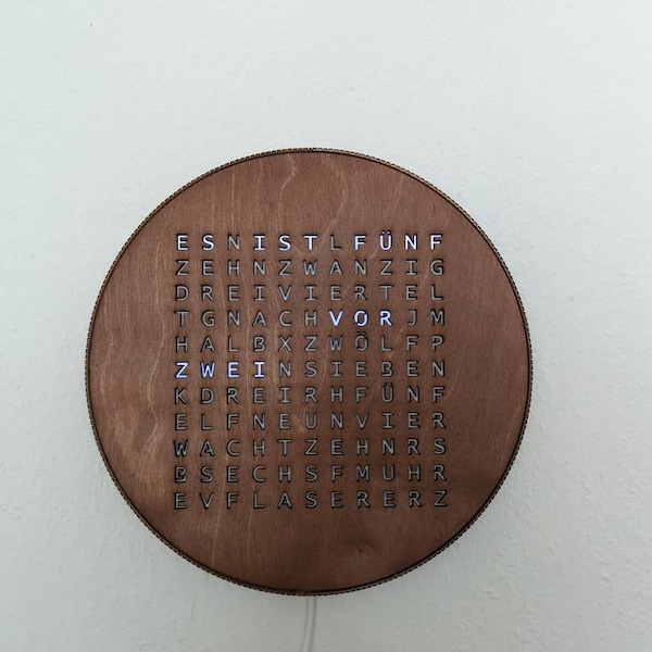 Wort-Uhr "smart" mehr farbige LEDs mit WiFi / Wordclock (Teak) - Etsy.de