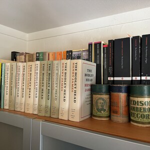 Shelf Riser for Displaying Two Rows of Books on a Single Shelf ...