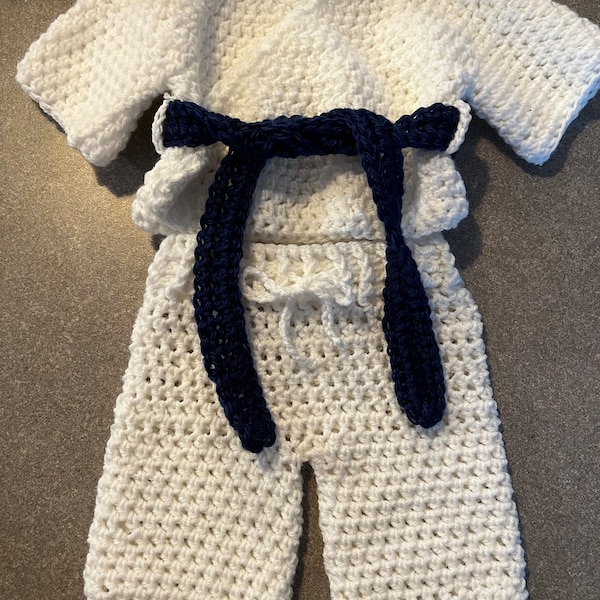 Crochet PATTERN - Karate Uniform Outfit; Ghi Martial Arts Uniform ...