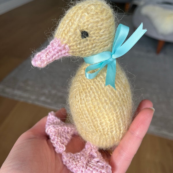 KNITTING PATTERN - NEW Lucky Duckling - Etsy