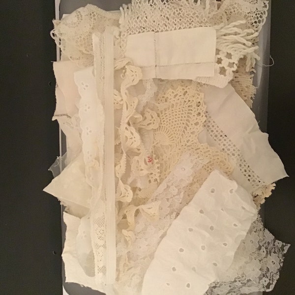 VIP Screen Print Holly Tree Cut Out Fabric Centerpiece. Cranston Print ...