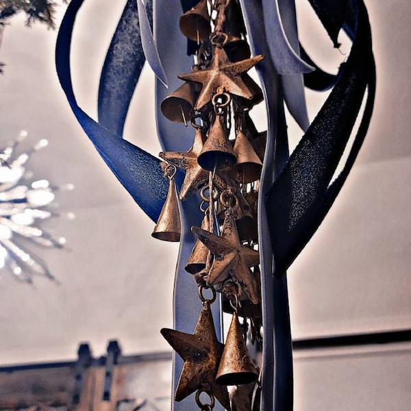 SHOOTING STARS Bell Hanging Strung on Jute - 8 Rustic Gold Stars and ...