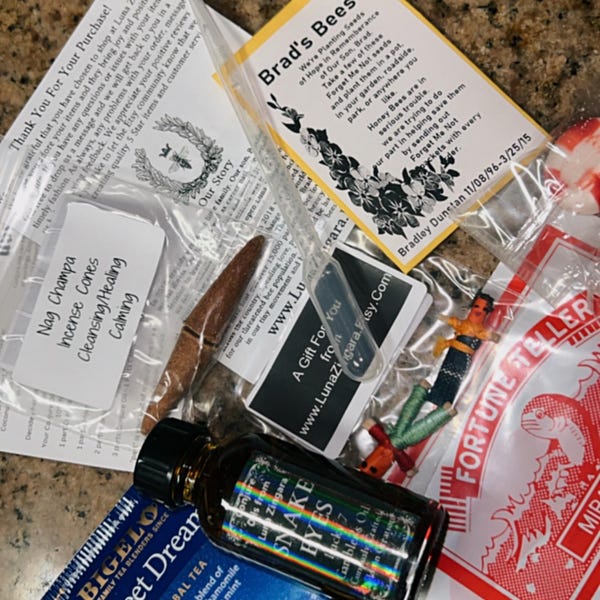 Snake Eyes Oil, Conjure Oil, Gamblers Oil, Fast Luck Oil, Lucky Conjure ...