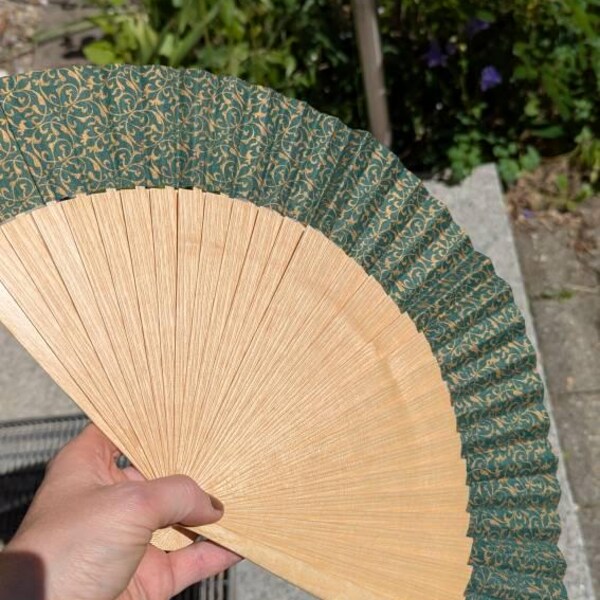 Primavera Red Handcrafted Fan in Pear Wood and Cotton Fabric, Hand Fan ...