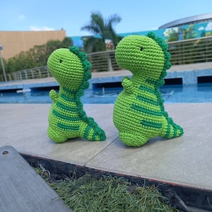 Crochet Pattern: Timothy the T-rex - Etsy