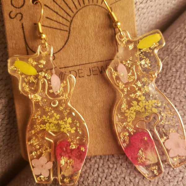 Real Flower Pregnant Figure Earrings • Handmade • Wire Earrings • Minimalist Earrings • Female ...