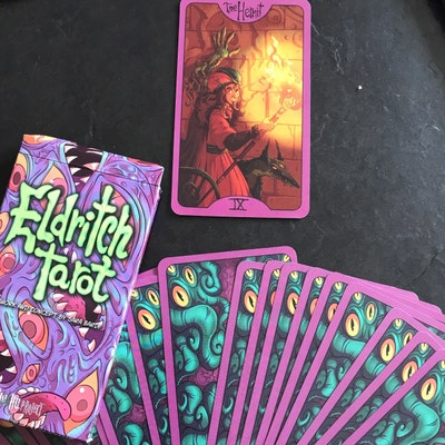 Eldritch Tarot, the Cthulhu Tarot 78 Cards by Artist Sara Bardi ...