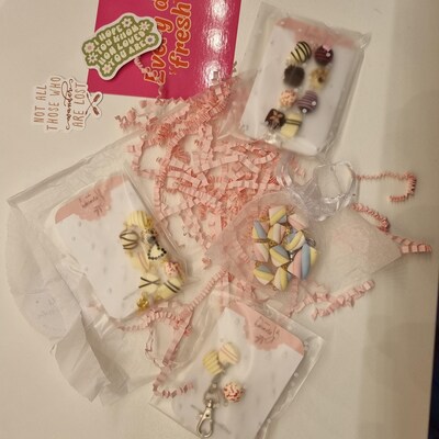 Pink Cake Keychain Polymer Clay Miniature Food Keychain, Whimsical Clay ...