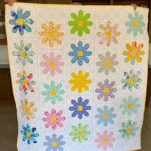 PDF Hello Spring Quilt Pattern - Etsy