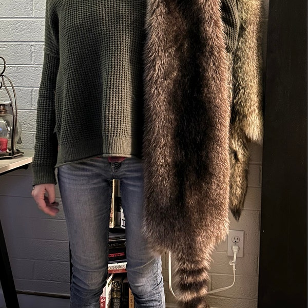 BOBCAT ULTRA SPOTTED Pelt Fresh Tanned Thick Heavy Pelt Fur Hide Log ...