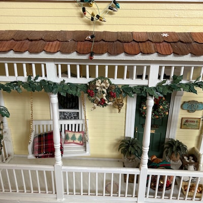 Miniature Holly Garland,christmas Miniatures,dollhouse Holly,holiday ...