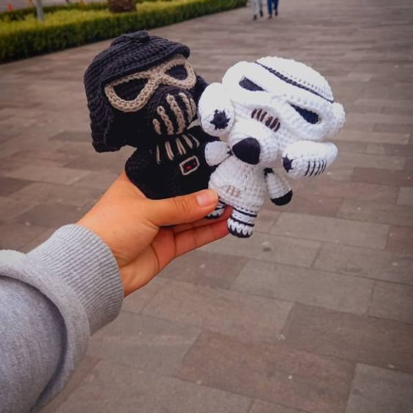 Kid Stormtrooper crochet pattern / Star Wars amigurumi toy / Crochet ...