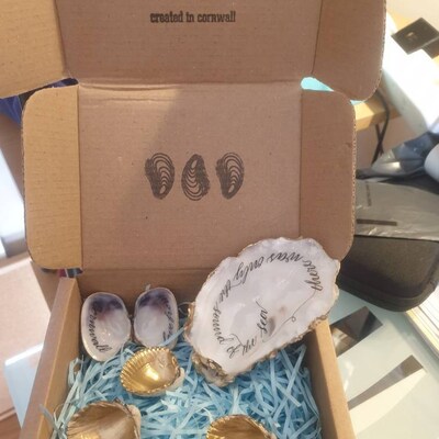 Sea Song Shell . Calligraphy . Cornwall Oysters . Handwritten . Sea ...