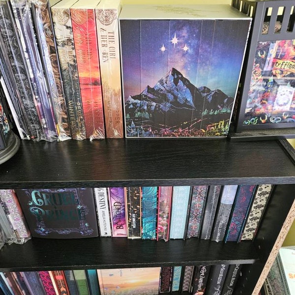 A Court of Thorns and Roses -ACOTAR Box Set With Custom Spray Edges ...