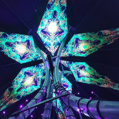 Trippy Tapestry Marijuana Skull V2 Colorful UV Backdrop - Etsy