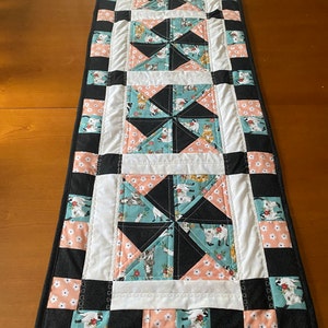 Quilted Table Runner Pattern Random Windows Table Runner - Etsy