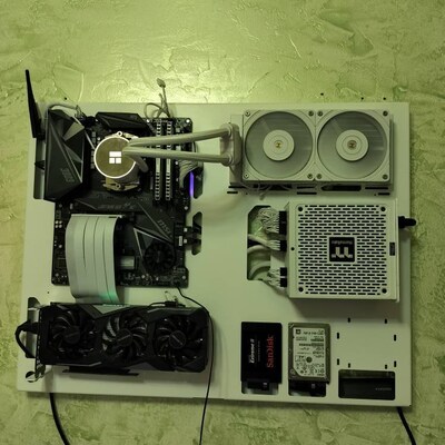 Wall Computer, Computer Wall Mount, Space Case, Open Case, Full ATX ...