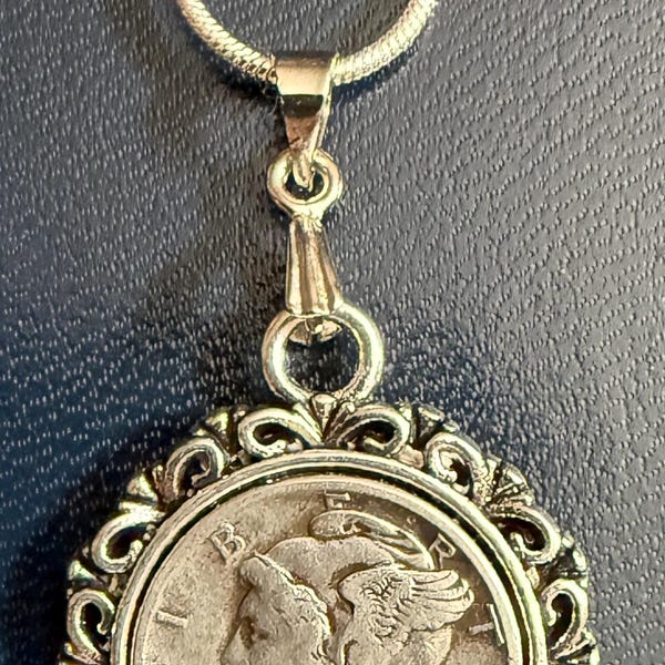 1969 Large Queen Elizabeth 7 Sided Cut Coin Pendant Necklace - Etsy