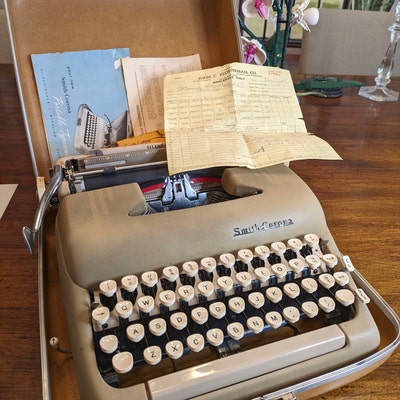 Vintage Typing Paper 50 Sheets of Typewriter Paper Typing Stationery - Etsy