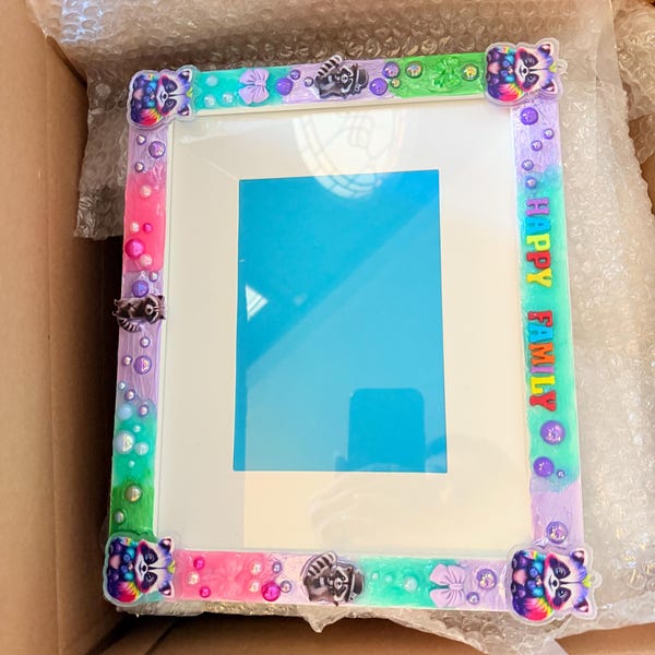 Classy 3D Cosmetics Charm Picture Frame| Unique Makeup Design Frame ...