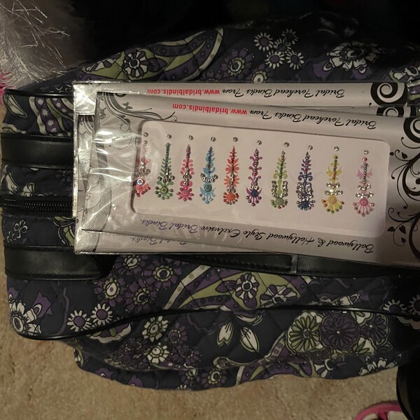 10 Round Premium Bindis With Crystals. Pretty Fancy Bindi Face Jewels ...