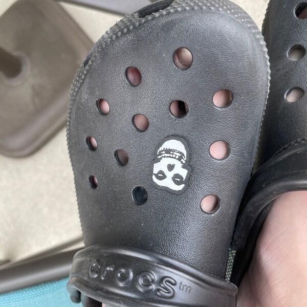 Fiend Skull Clog Charm Crocs Skeleton Head White With Black Background ...