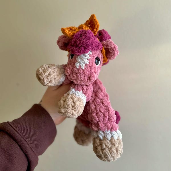 ITTY Paylin the Pony Snuggler + Stuffie 2-in-1 Crochet Pattern | No Sew ...