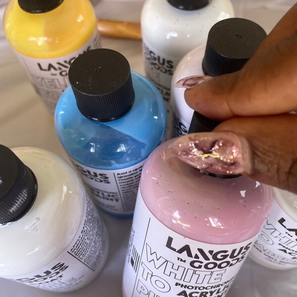 UV Color Changing Fabric & Airbrush Paint 3 Pack Changes Color in ...