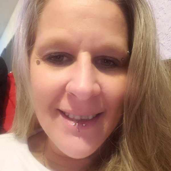 Get a Great Fiting Custom Retainer With Added Diamonds. You Choose Your ...