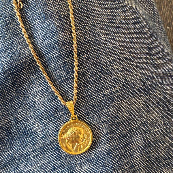 PADRE PIO De Pietrelcina Necklace 17x23mm - 18K Gold Vermeil + 18 Inch ...