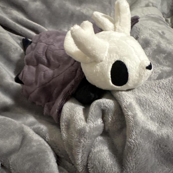 Spearmaster Inspired Slugcat Plush (please Read Description First) - Etsy