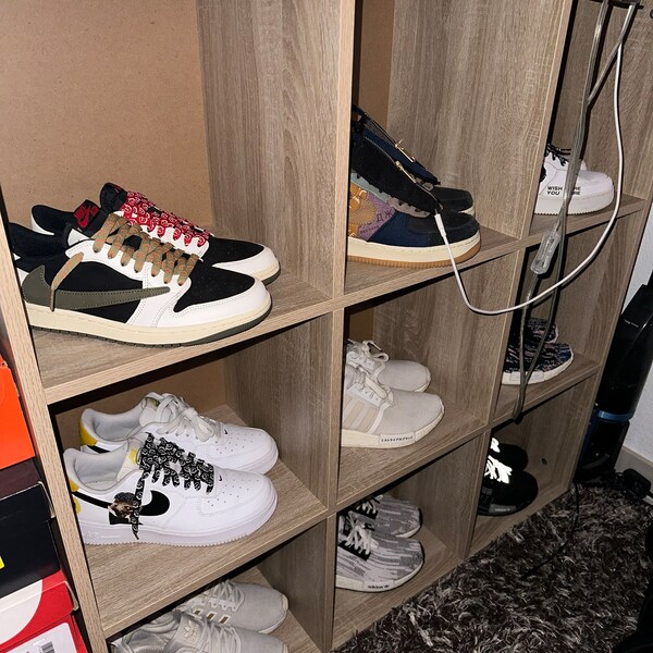 Barbed Wire Statement Lace Tags Premium Buckle Dubraes for All Shoes ...