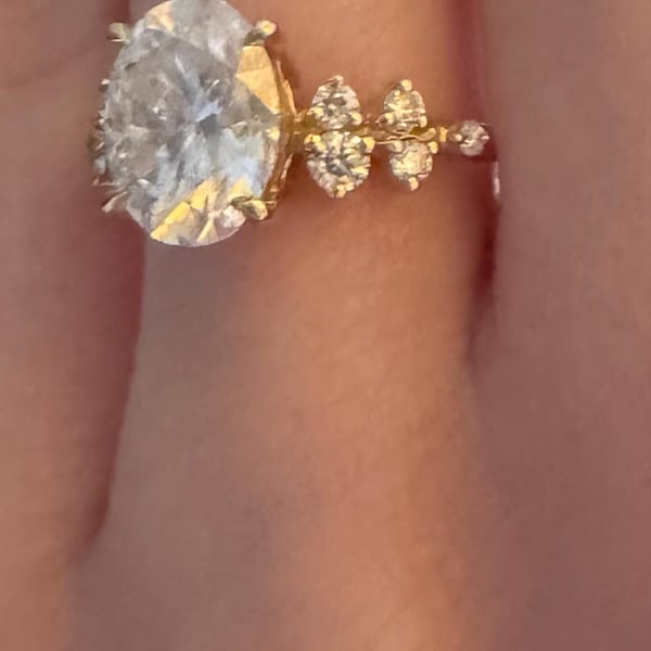 Art Deco Oval Cut Moissanite Cluster Engagement Ring Solitaire Proposal ...