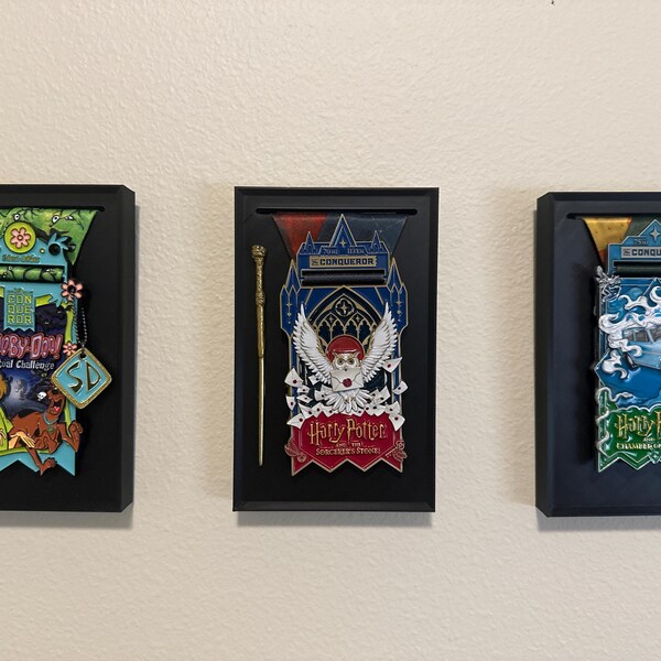 Medal Display Frame | Conqueror Challenge Medals | Wall Display for ...