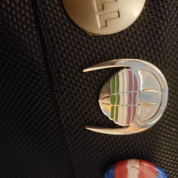Queerlobites - Pride Flag Trilobite Enamel Pin - Etsy