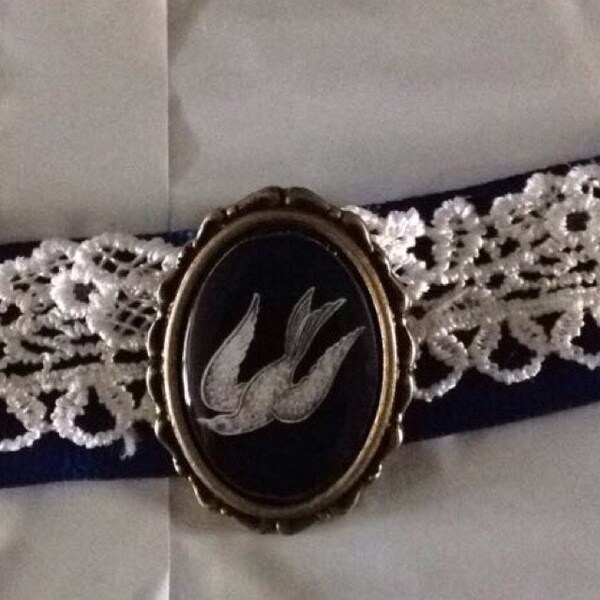 Bioshock Infinite Bird/cage Necklace - Etsy UK