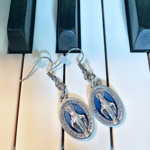 Our Lady of Fatima Pearl Beads Catholic Rosary Soil Relic & | Etsy