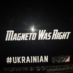 Deadpool Peeking Decal / Sticker / Label - Etsy