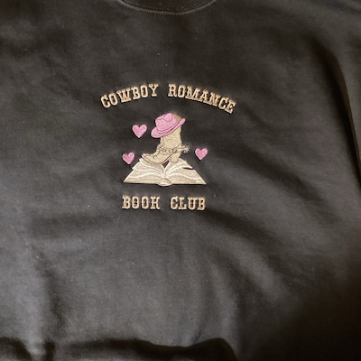 Romantasy Reader Sweatshirt / Fantasy Romance Reader Merch / Bookish ...