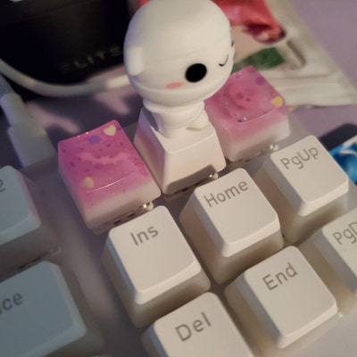 Cute Strawberry Bunny Artisan Keycap, Kawaii Resin ESC Key for ...