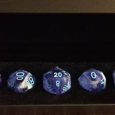 Handmade Sharp Edge Dice Red Black Resin Polyhedral RPG Dice Set With ...