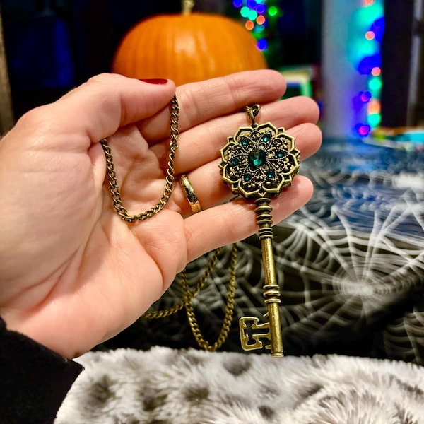 Emerald Swarovski Mayfair Witches Inspired Crystal Key Necklace: Gothic ...