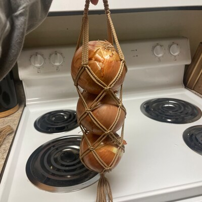 Macrame Produce Sleeve for Garlic, Onions, Avocados, Lemons, Potatoes ...