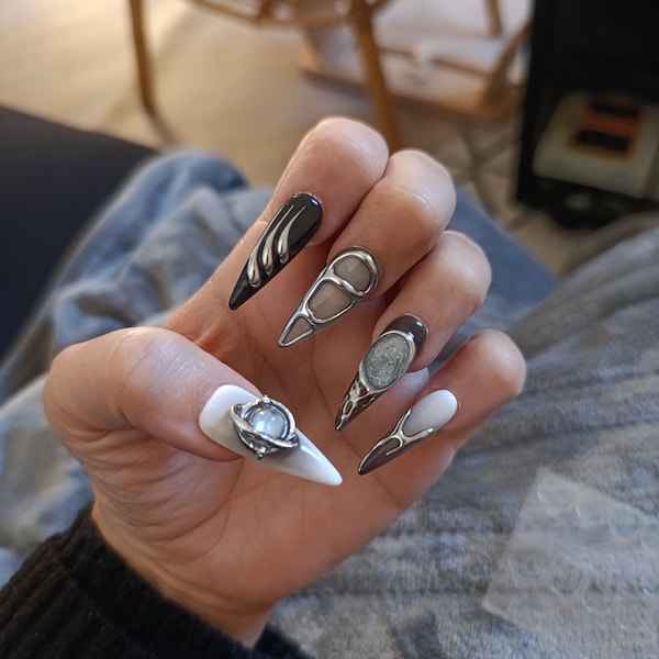 3D Sun Star Gothic Press on Nails Short Almond Nails/green Nails/gothic ...