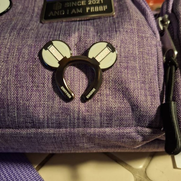 Enhypen X Engene Headband Enamel Pin - Etsy