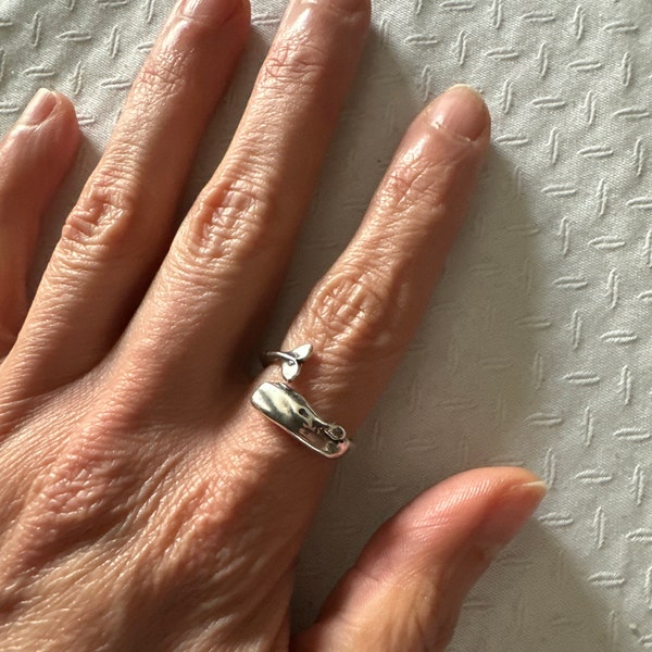 Sperm Whale Ring, Sterling Silver, Ocean Mammal Design (sizes 5.5-9.5 ...