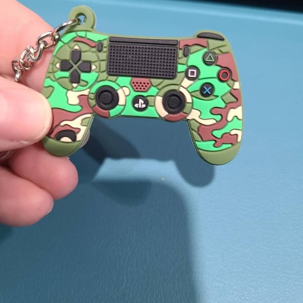Game Controller Keychain | 6 Colors Video Game Controller Keychain Keyring Ornament, Scale ...