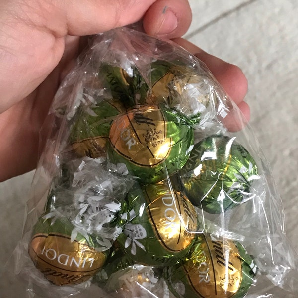 Lindt Matcha White Chocolate Truffles, Lindt Chocolate Gifts, Lindt ...